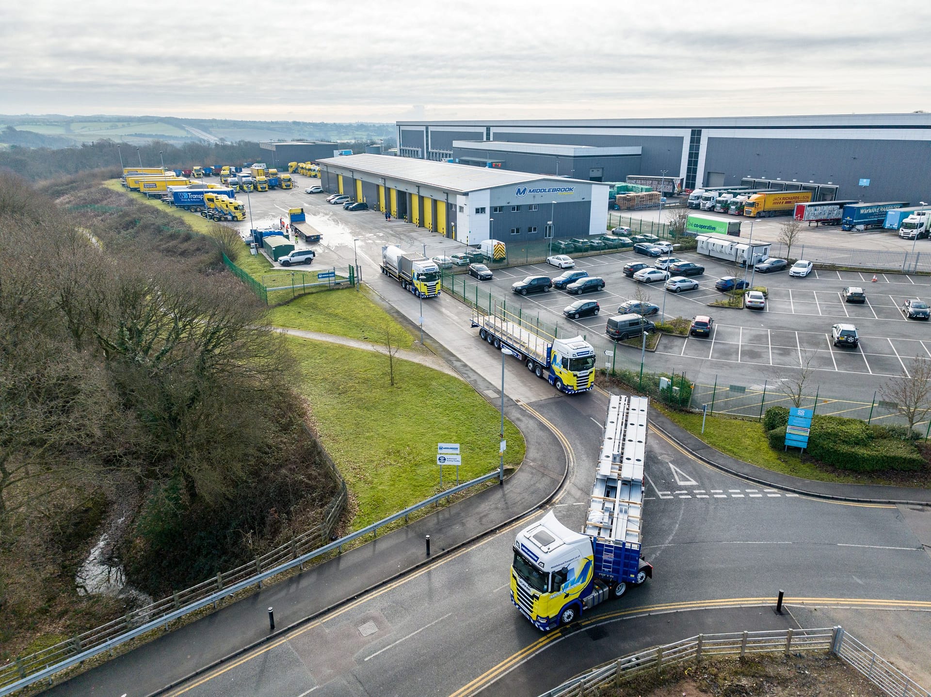 Long Loads & Extendables - Middlebrook Transport